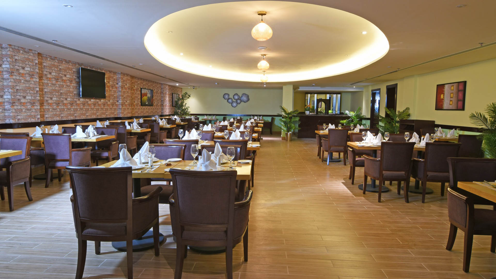 Taj Mahal – Meshal Hotel